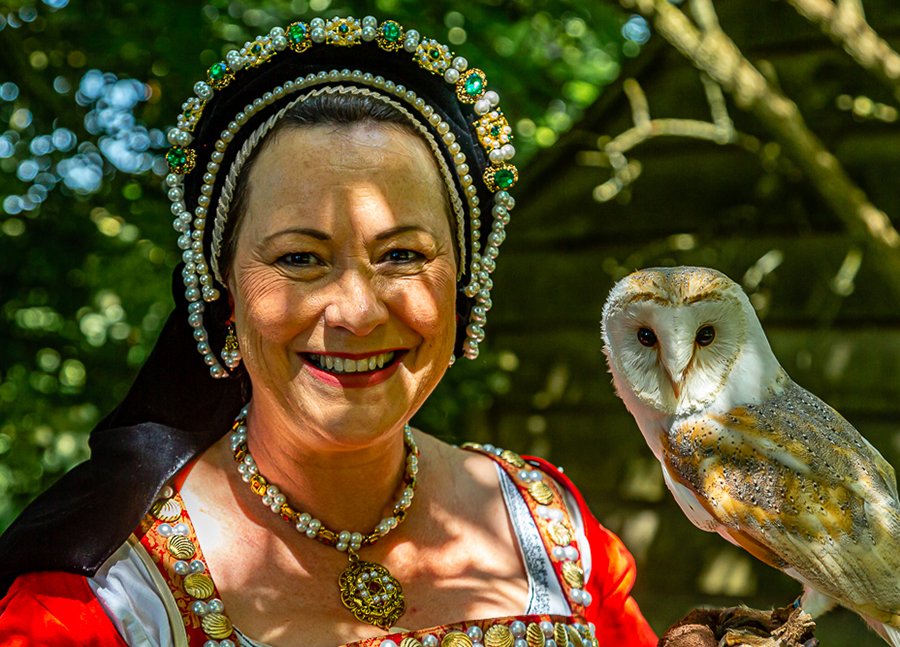 Acton Court - A beautifully conserved Tudor house built for the ...