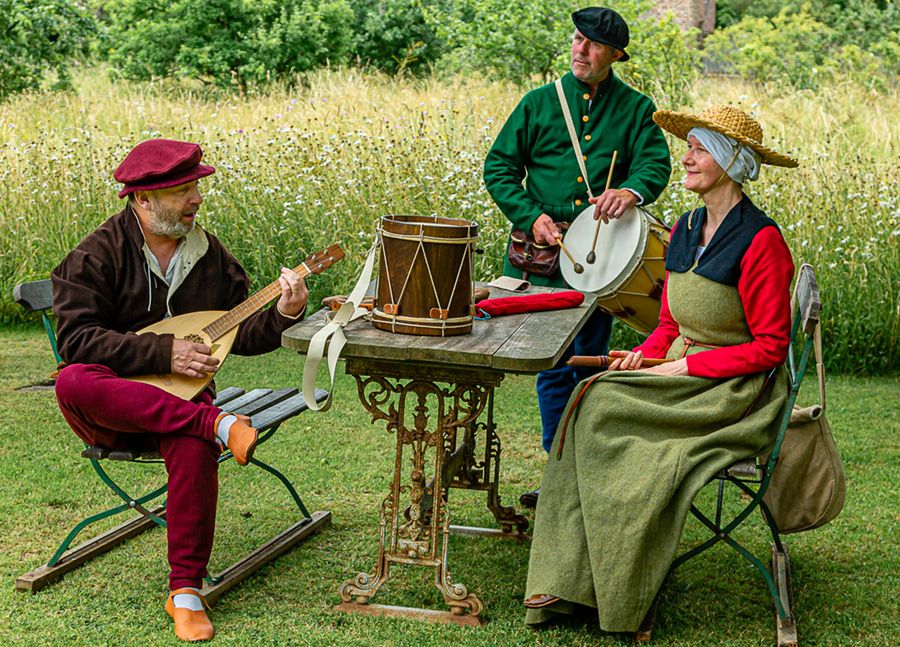 Acton Court - A beautifully conserved Tudor house built for the ...