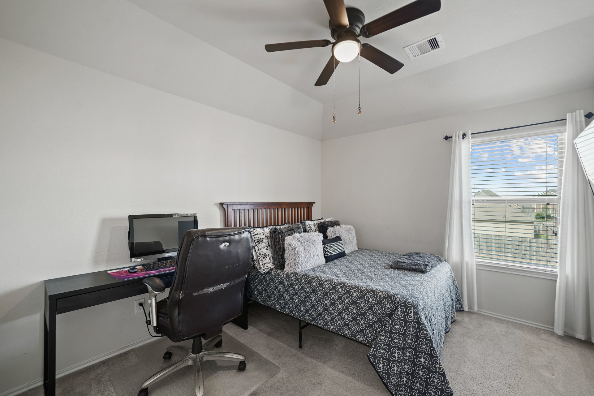 Welcome to our Portfolio | Premier Realty Services