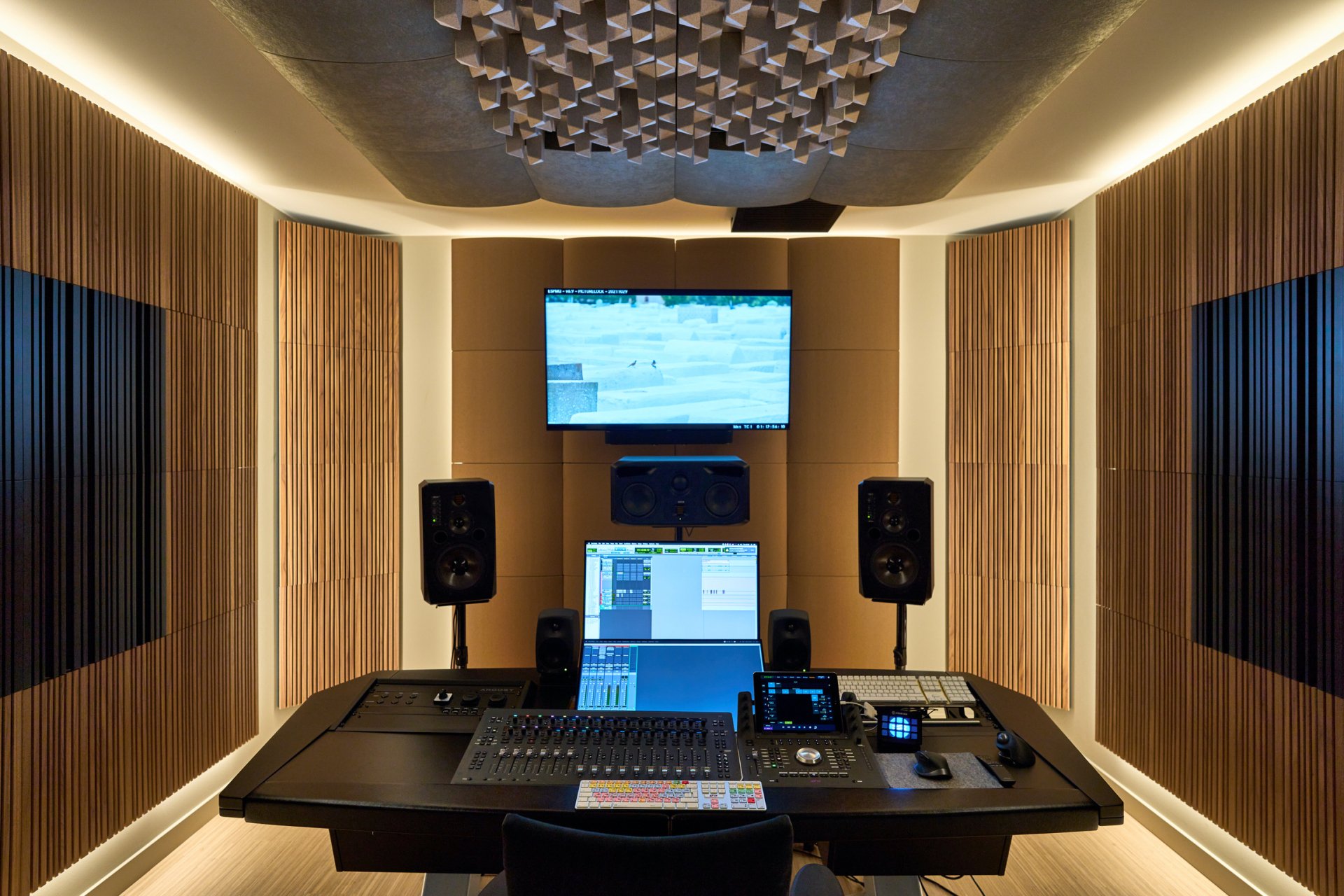 Studio 2