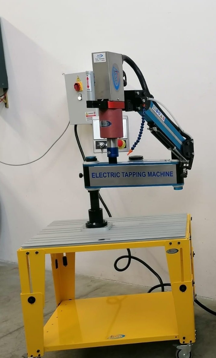 Brushless motor tapping machine | Meccanica Arnes | Reggio Emilia