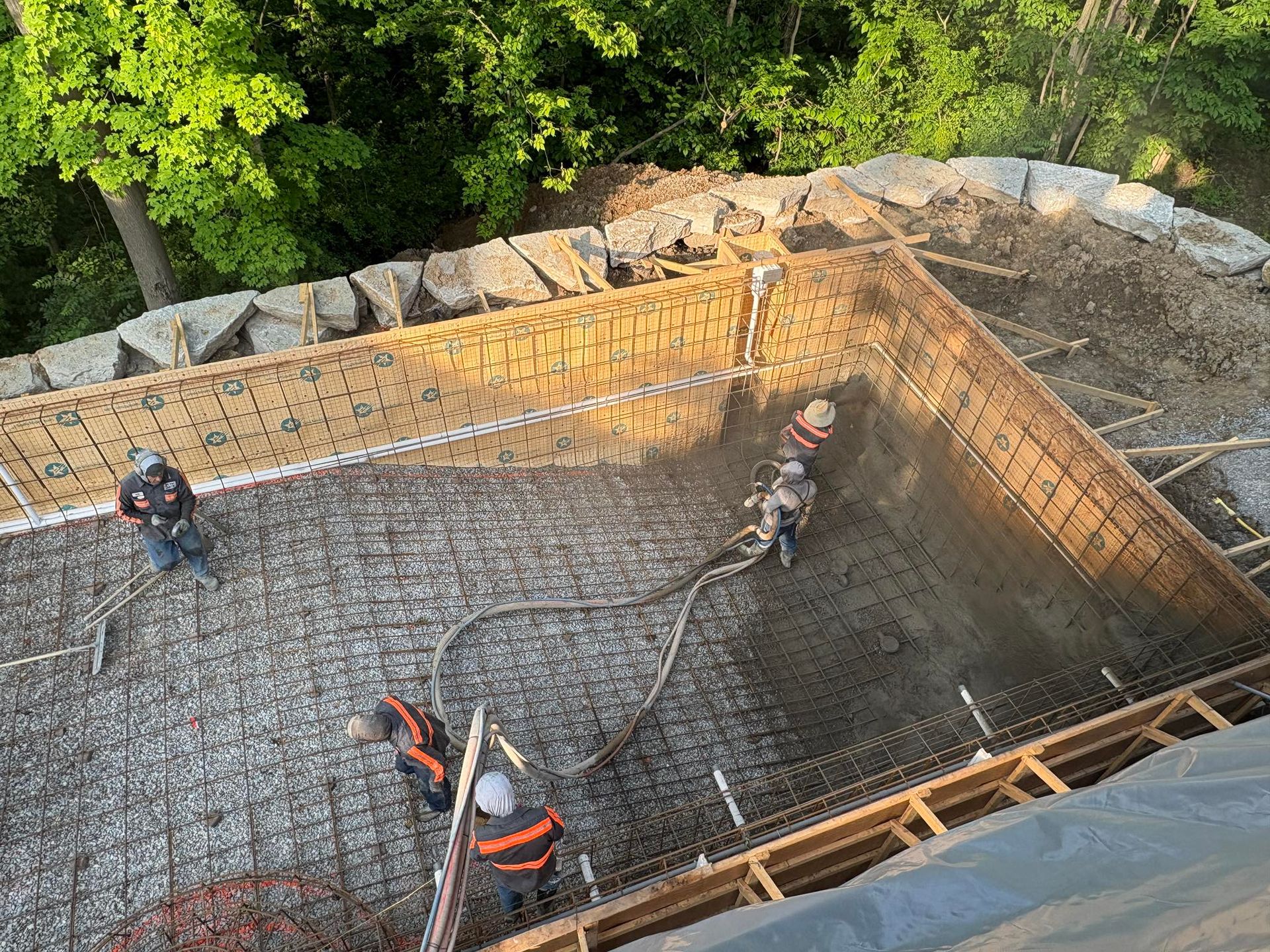 Gunite Pools: Benefits, Maintenance, and What Homeowners Should Know