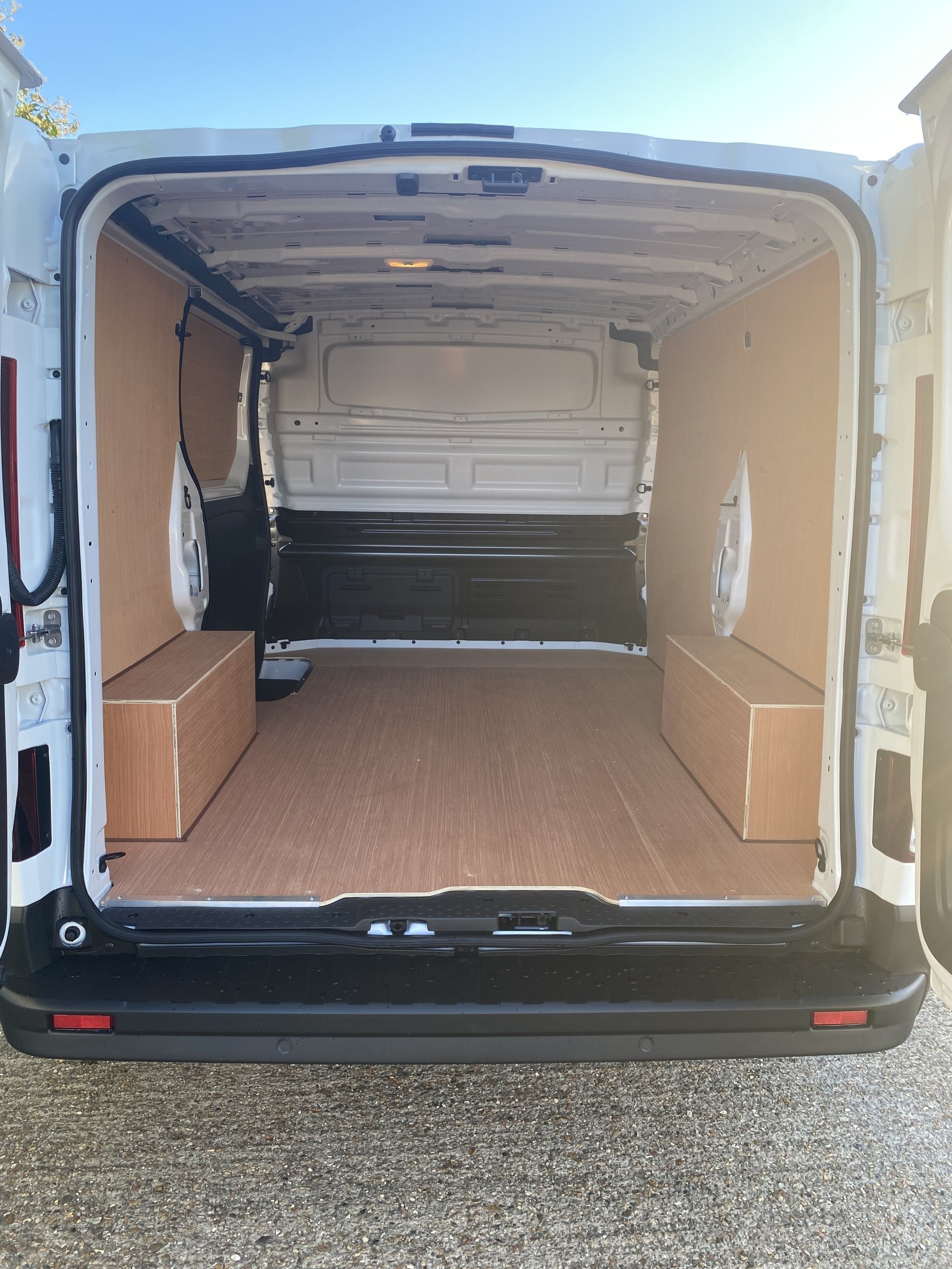 Rent a Renault Traffic Van In Essex From Wests Self Drive Hire