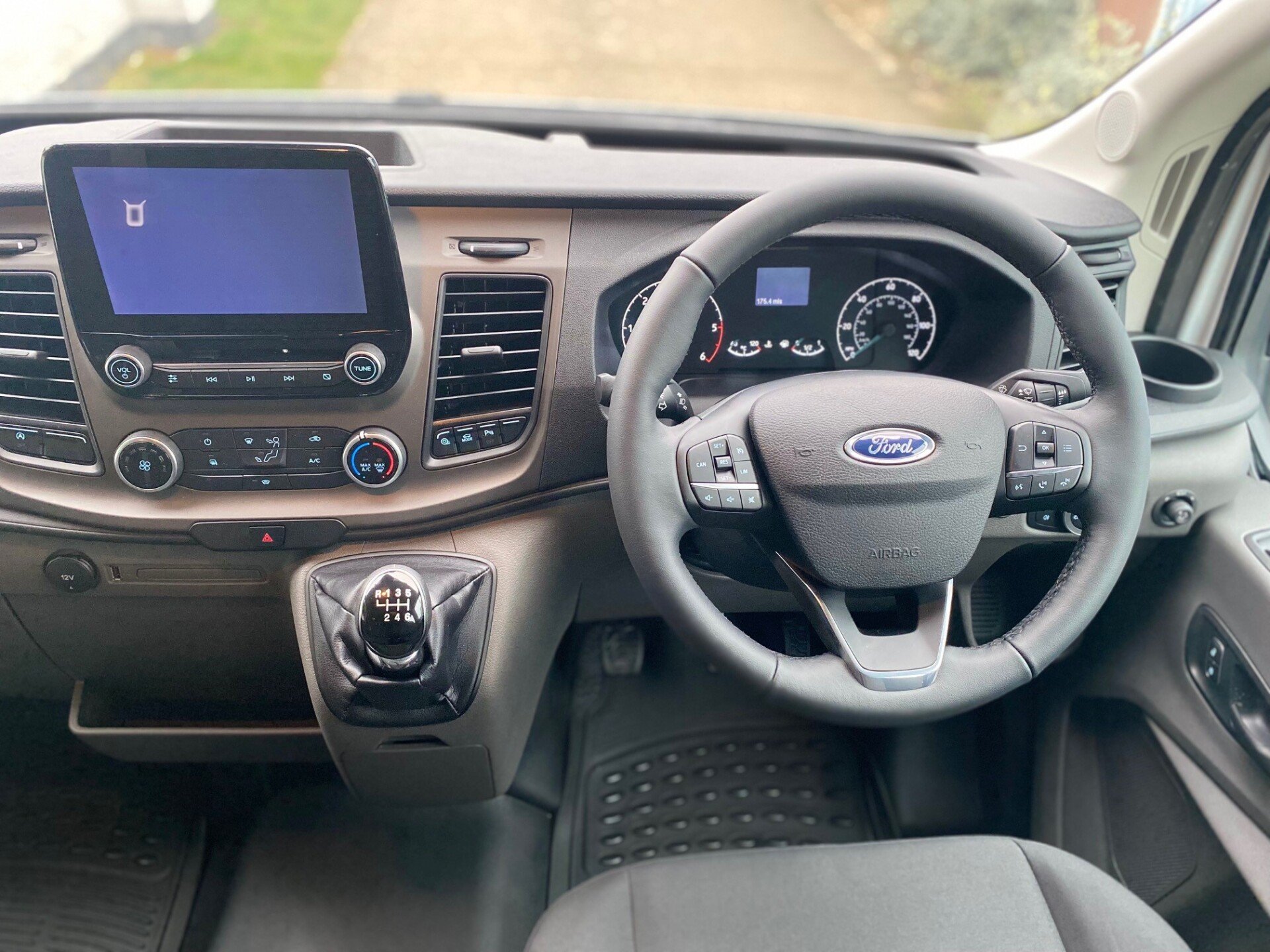 Crew Cab | Double Cab | 6 Seat Van Hire in Essex From Wests Self Drive Hire