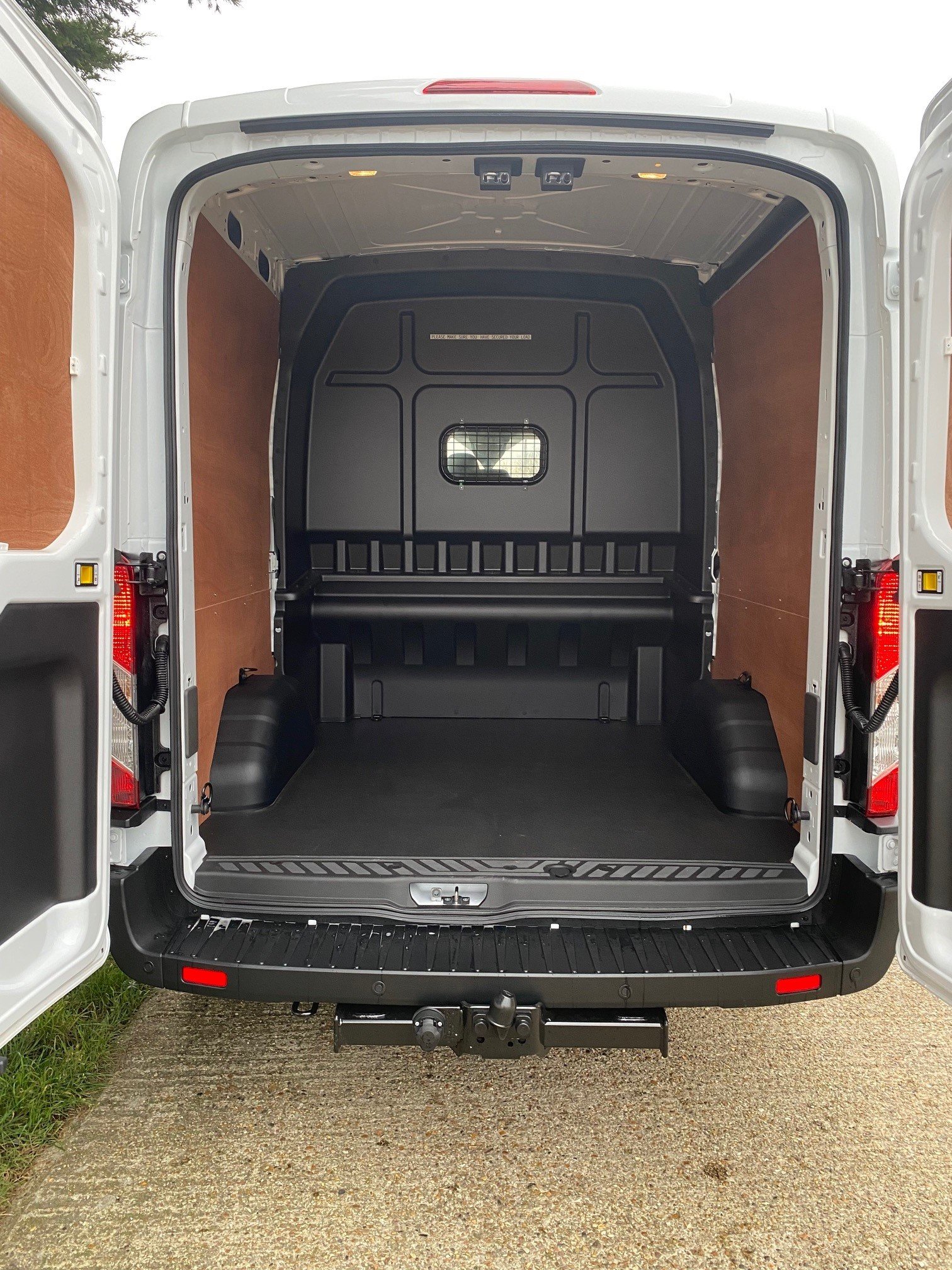 Crew Cab | Double Cab | 6 Seat Van Hire in Essex From Wests Self Drive Hire