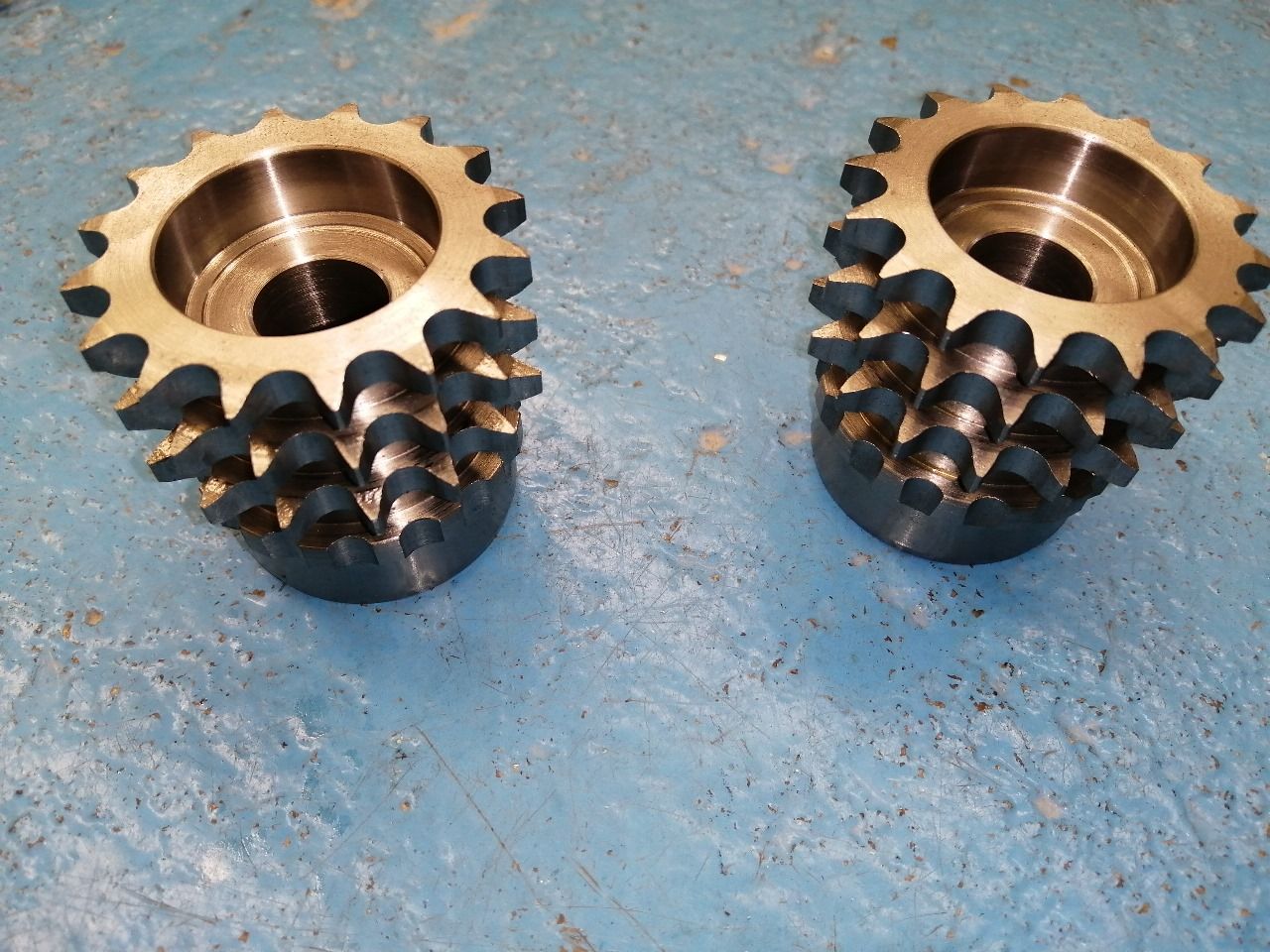 Troqueles y engranes - TROEMSA