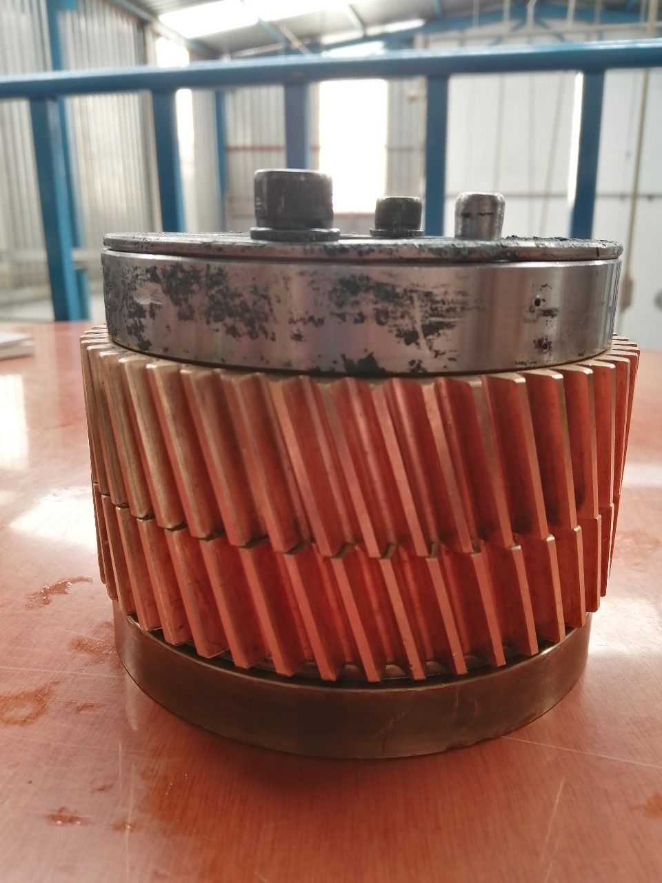 Troqueles y engranes - TROEMSA