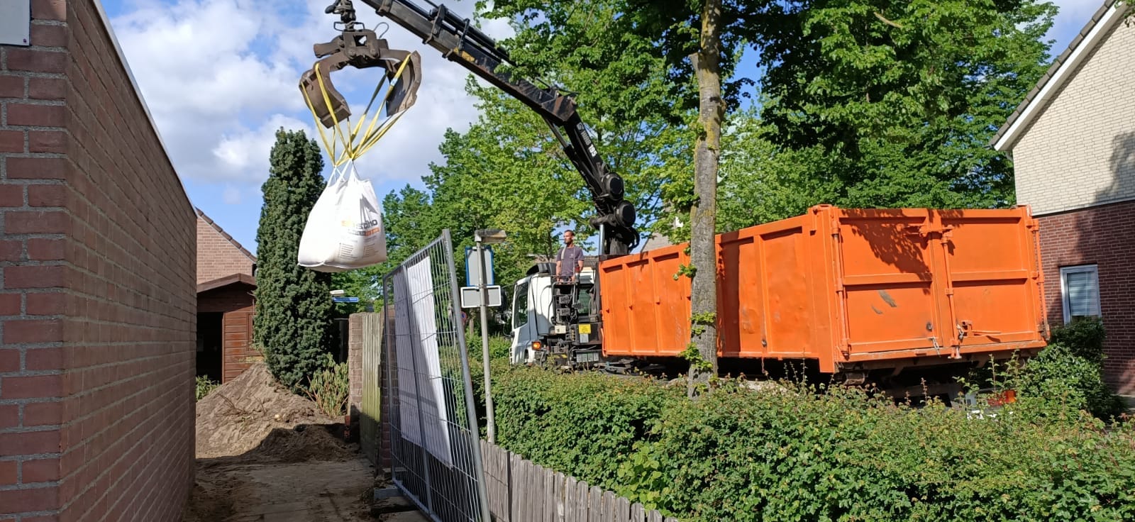 Fundering uitgraven in Rosmalen
