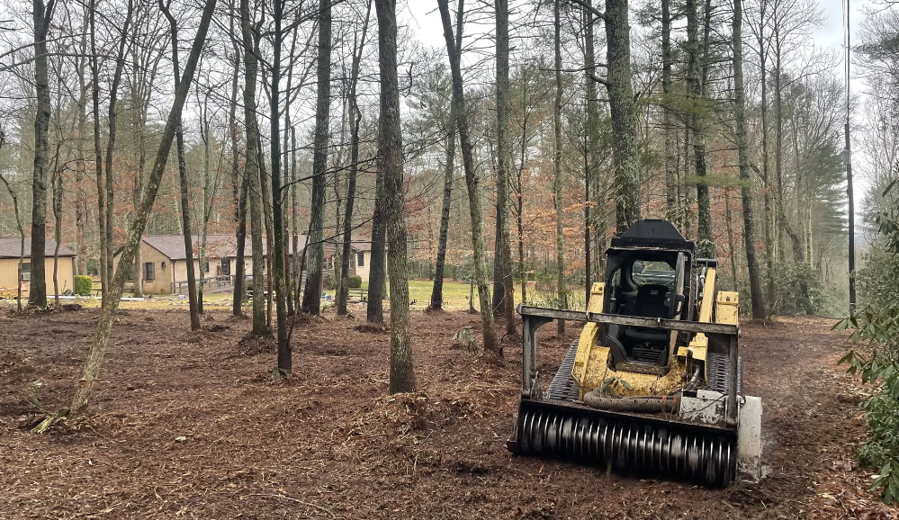 Benefits of Forestry Mulching for Overgrown and Wooded Land