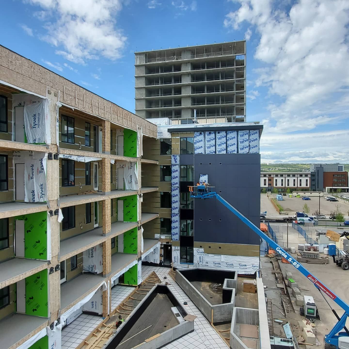 Roofing, Siding and Construction | Calgary, AB | Everest