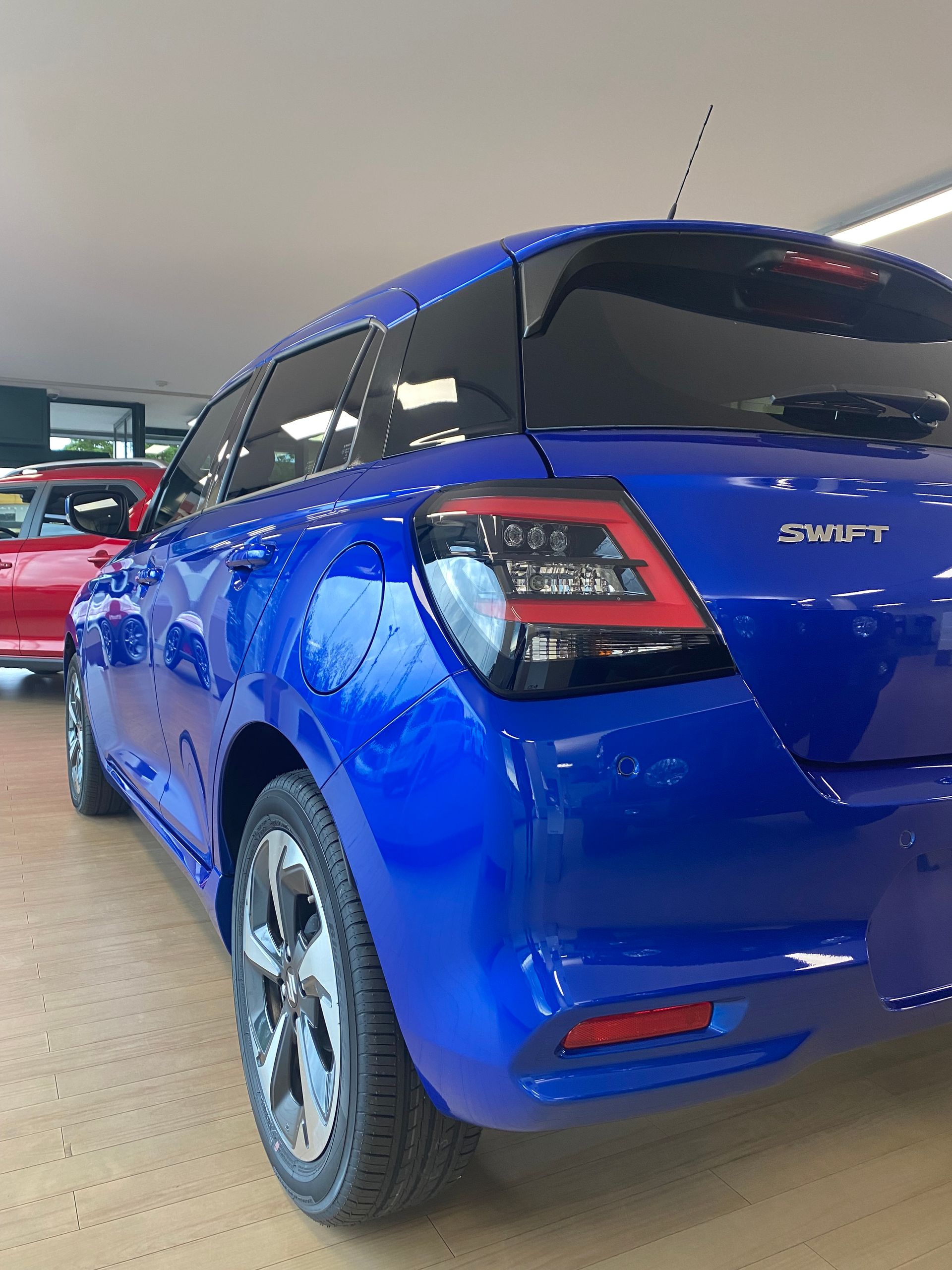 Nuova Suzuki Swift 2024| Cislago - Solaro - Rho | Km Rosso