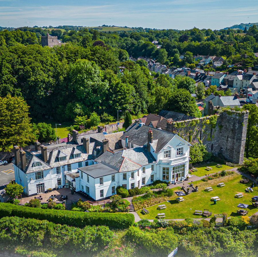 Welcome to the Brecon Beacons I Brecon