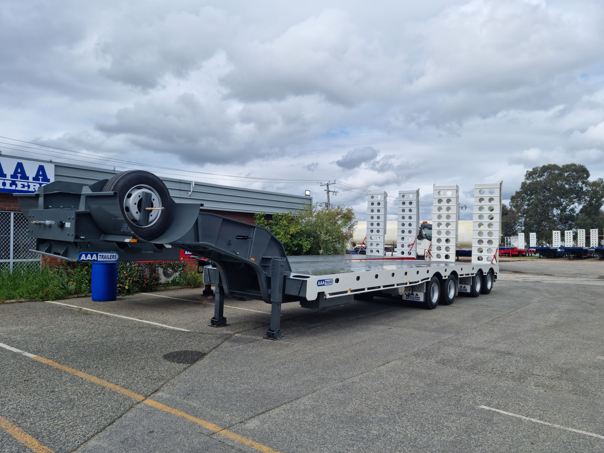 Low Loader Trailers | AAA Trailers Melbourne