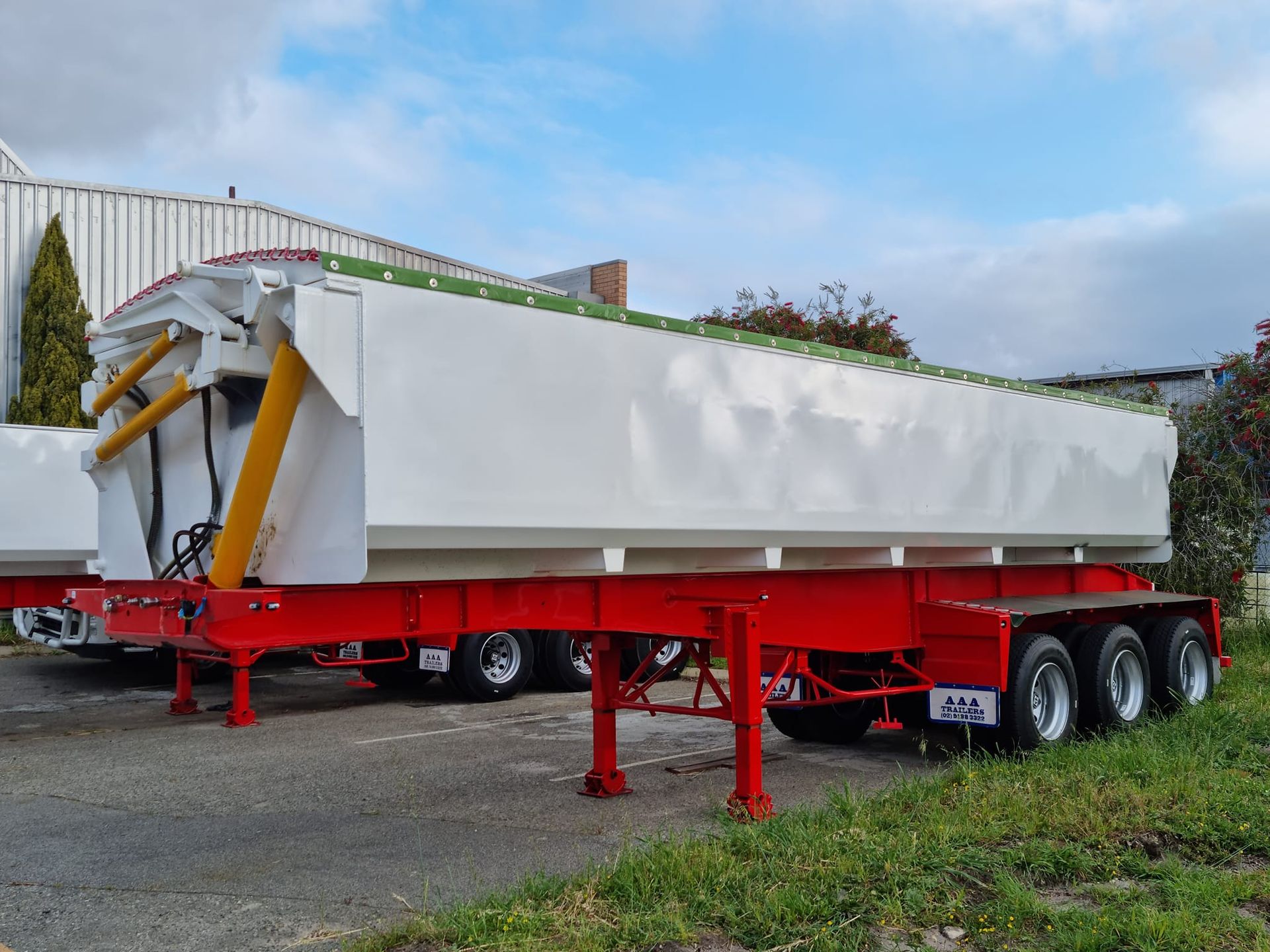 Side Tippers | AAA Trailers Sydney
