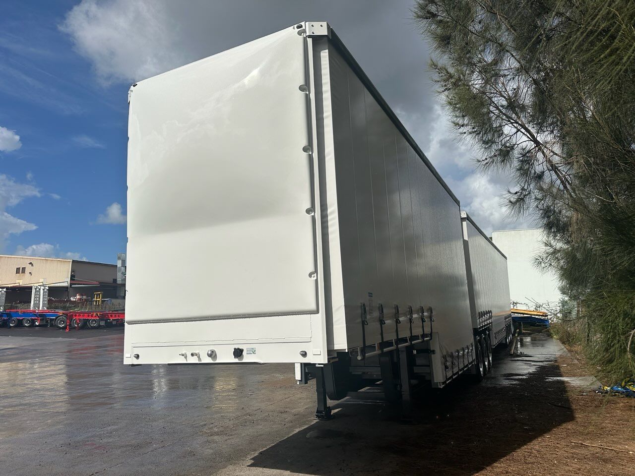 Tautliner Trailers | AAA Trailers Sydney