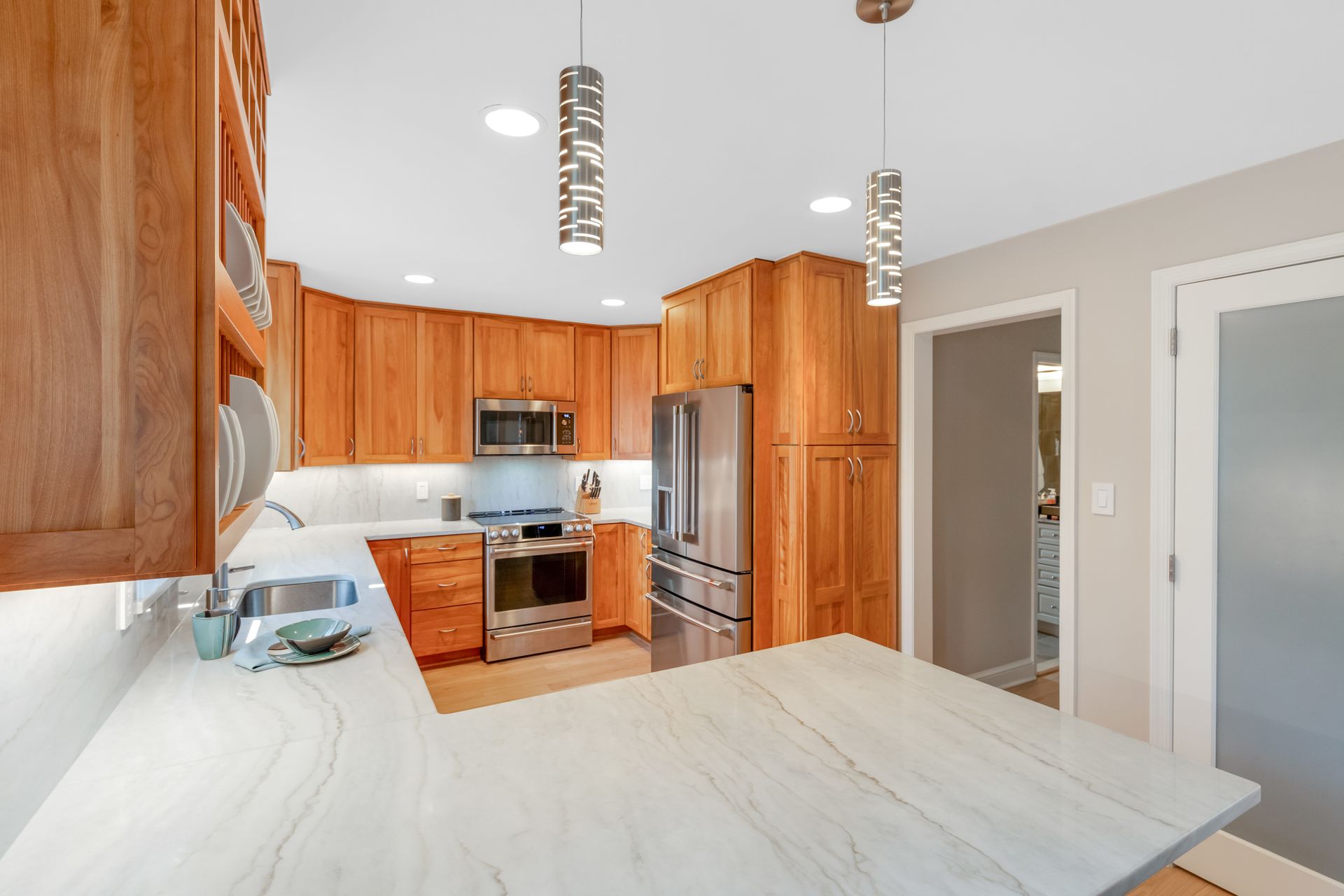 Natural stone countertop project design and remodel examples and ideas