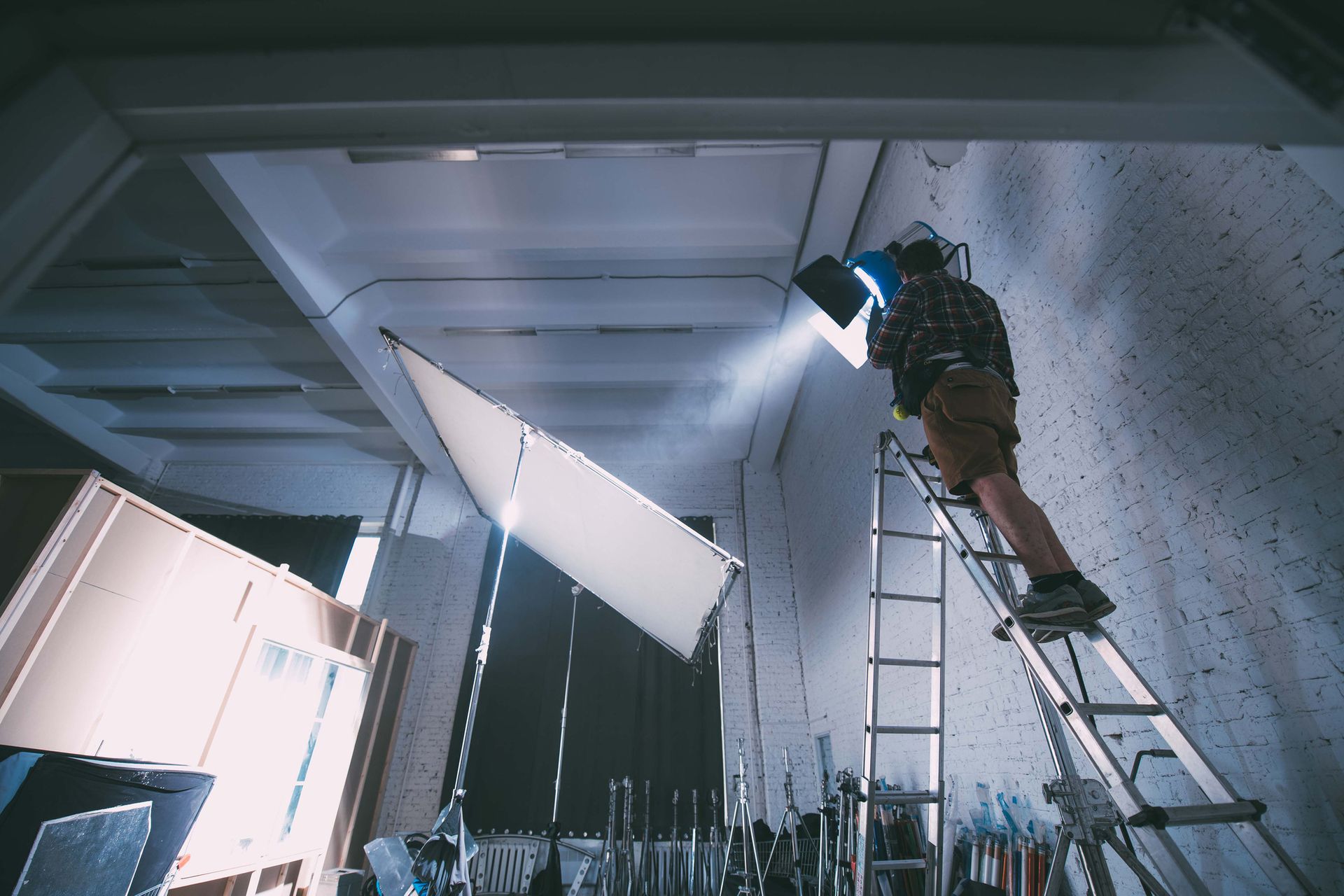 Production Lighting Equipment Rental in Norfolk, VA | Arc Lighting