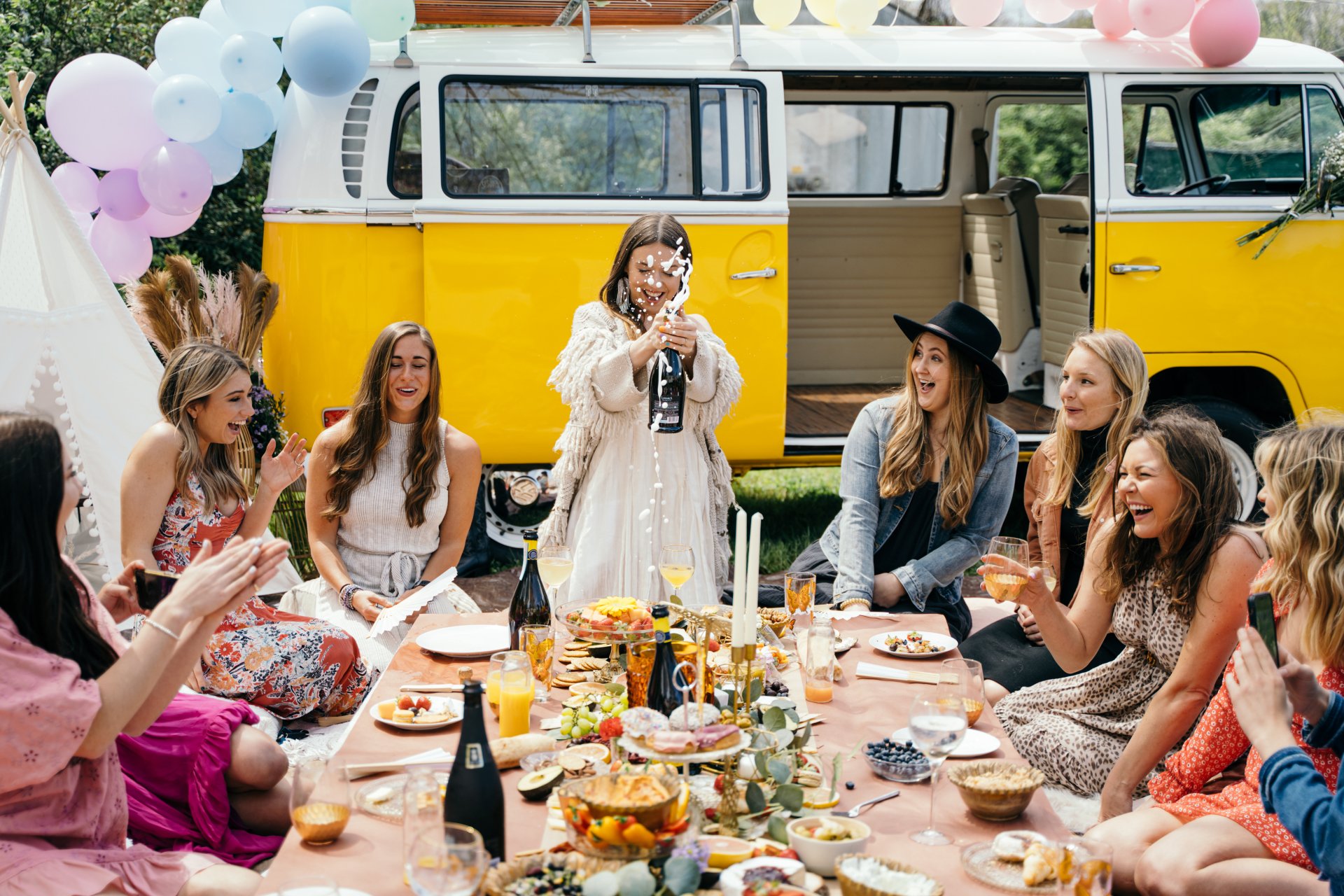 SunKissed Photo Bus | Photo Booth Rentals