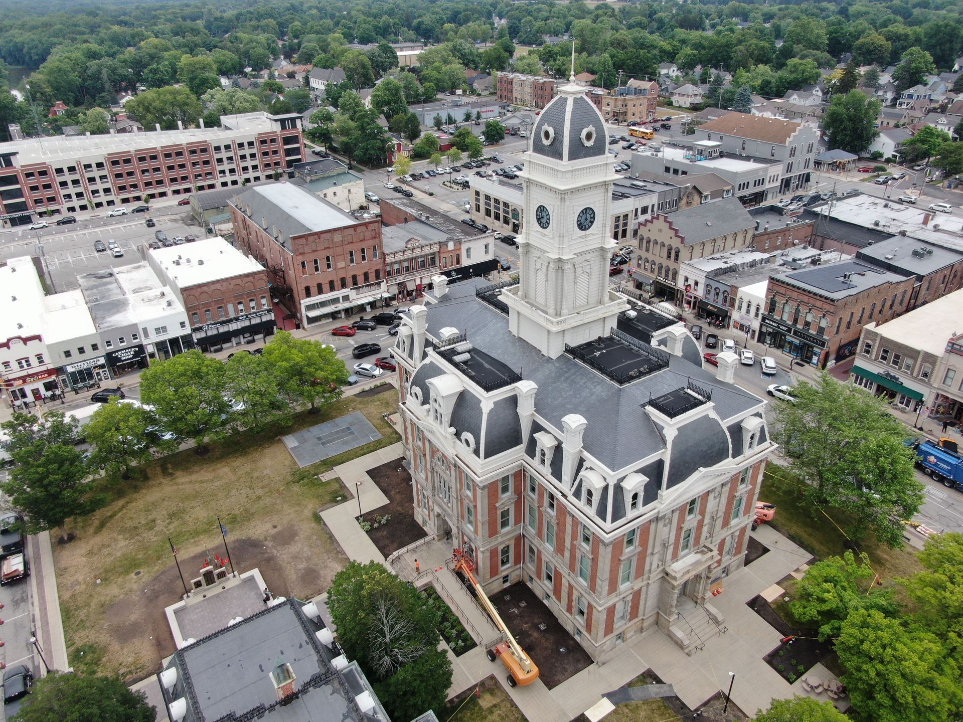 Interactive Map & City Guides