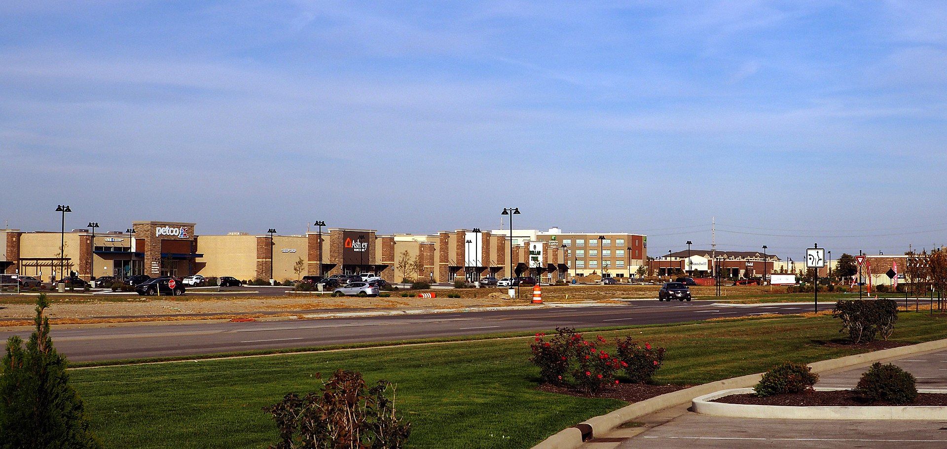 Interactive Map & City Guides