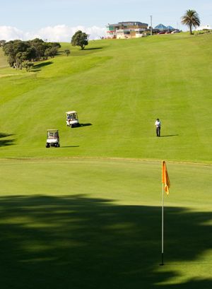 HOLES | NAROOMA GOLF CLUB