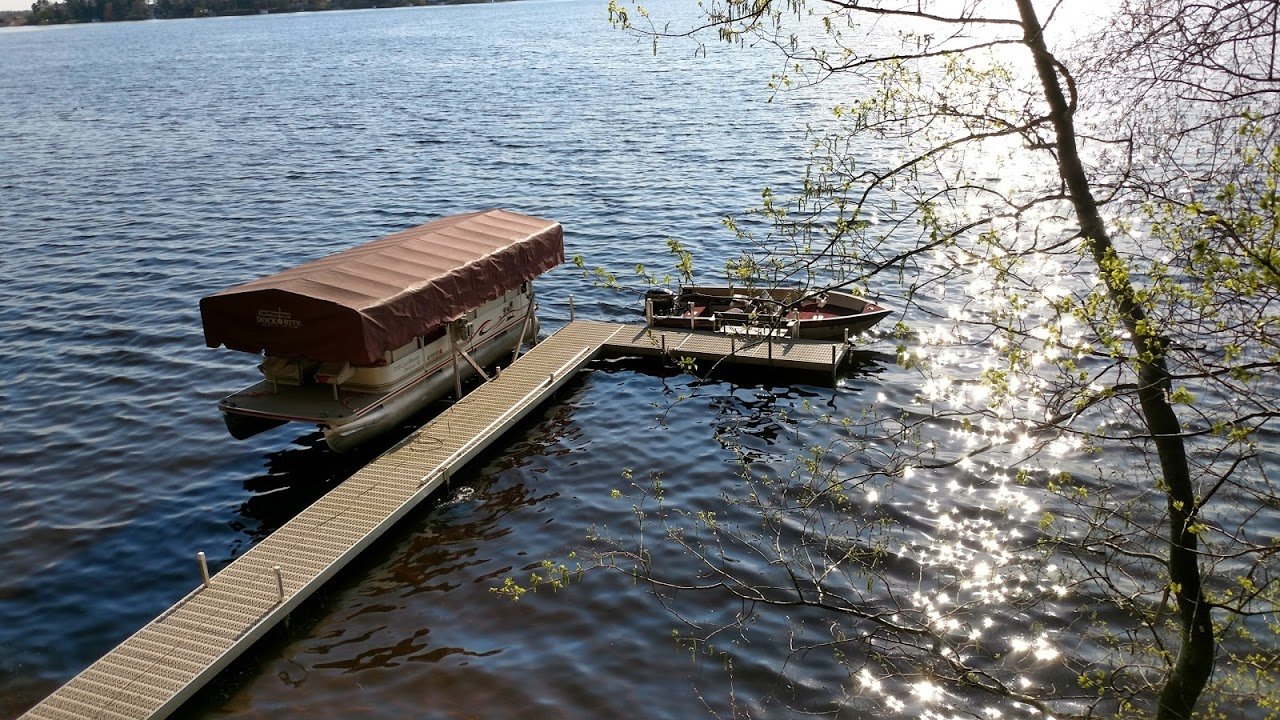 HOME [www.lakecountrycustomdocks.com]