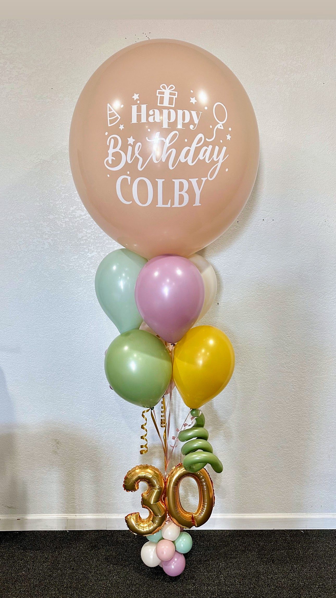 Jumbo Balloons Fort Worth | Oversized Event Decor