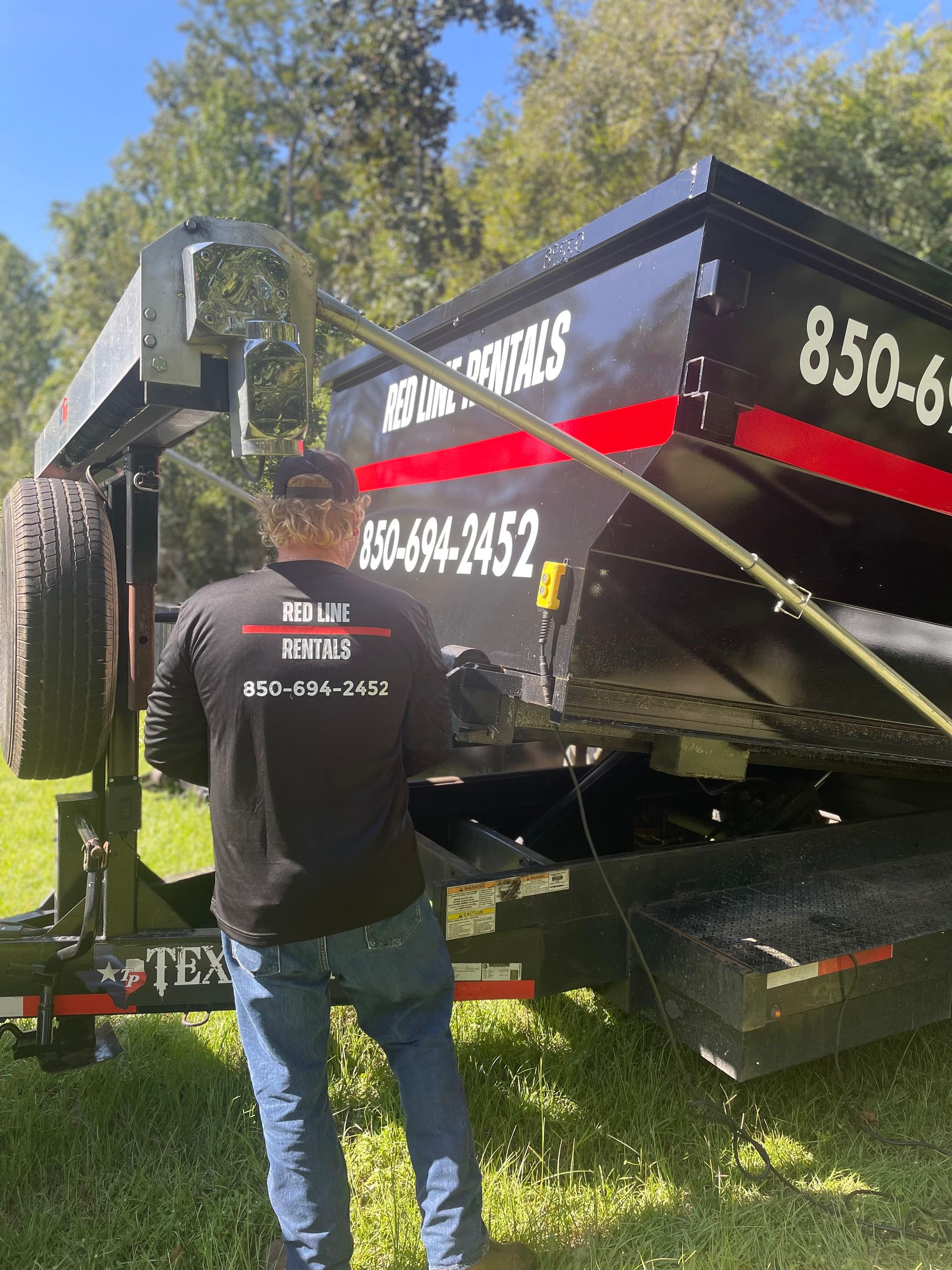 Yard Waste Dumpster Rental | Crawfordville, FL | Red Line Rentals