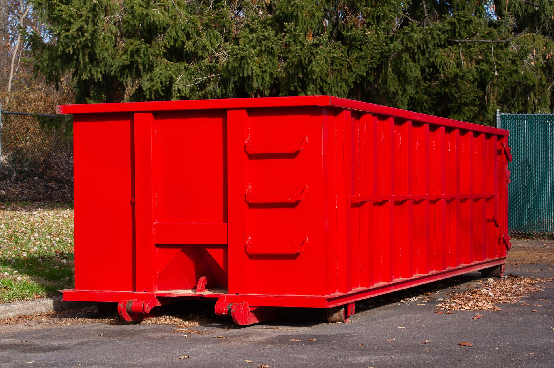 Commercial Dumpster Rental | Crawfordville, FL | Red Line Rentals