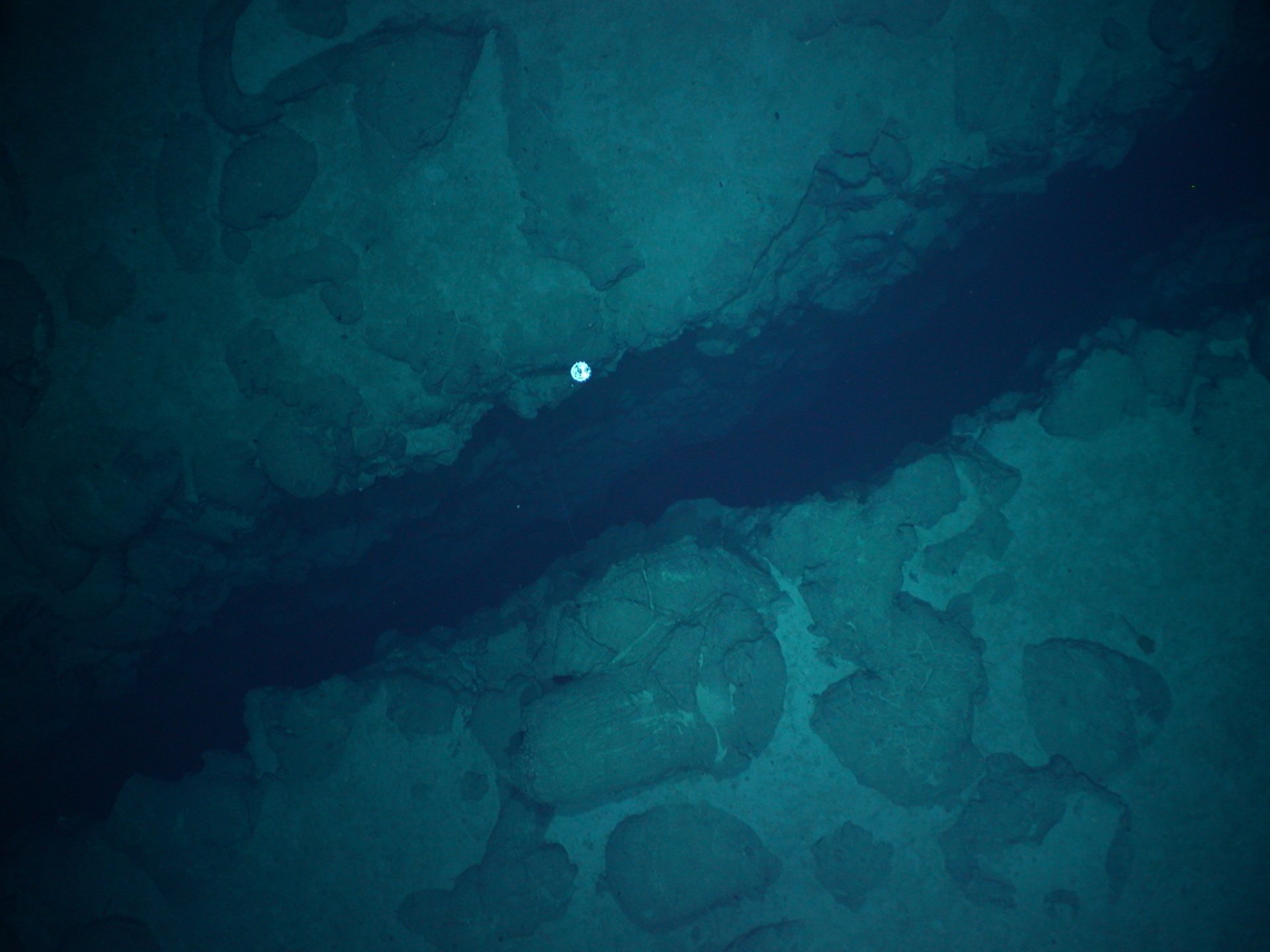 Seafloor Investigations - Projects & Equipment