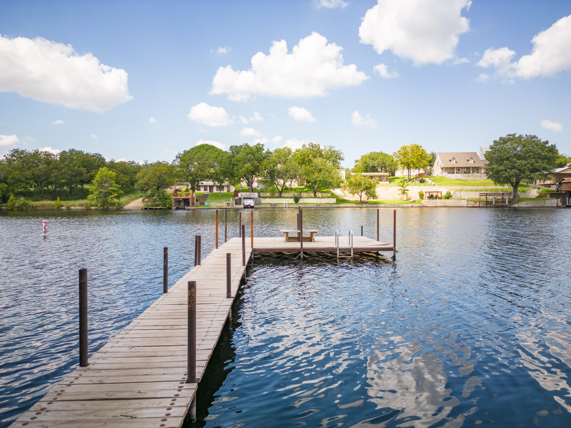 HOME [www.heartoftexaslakeresorts.com]