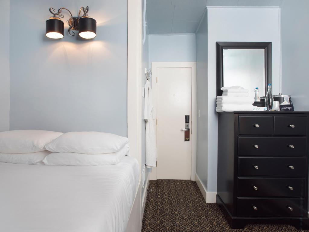 Rooms | Ballard Inn | Seattle WA