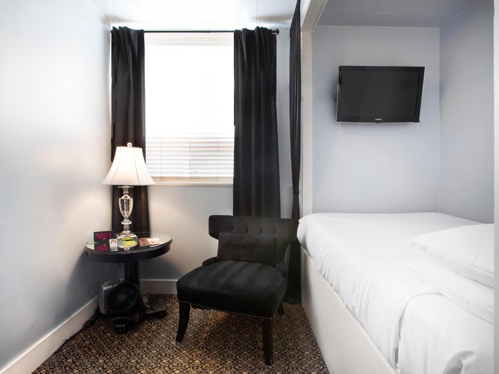 Rooms | Ballard Inn | Seattle WA