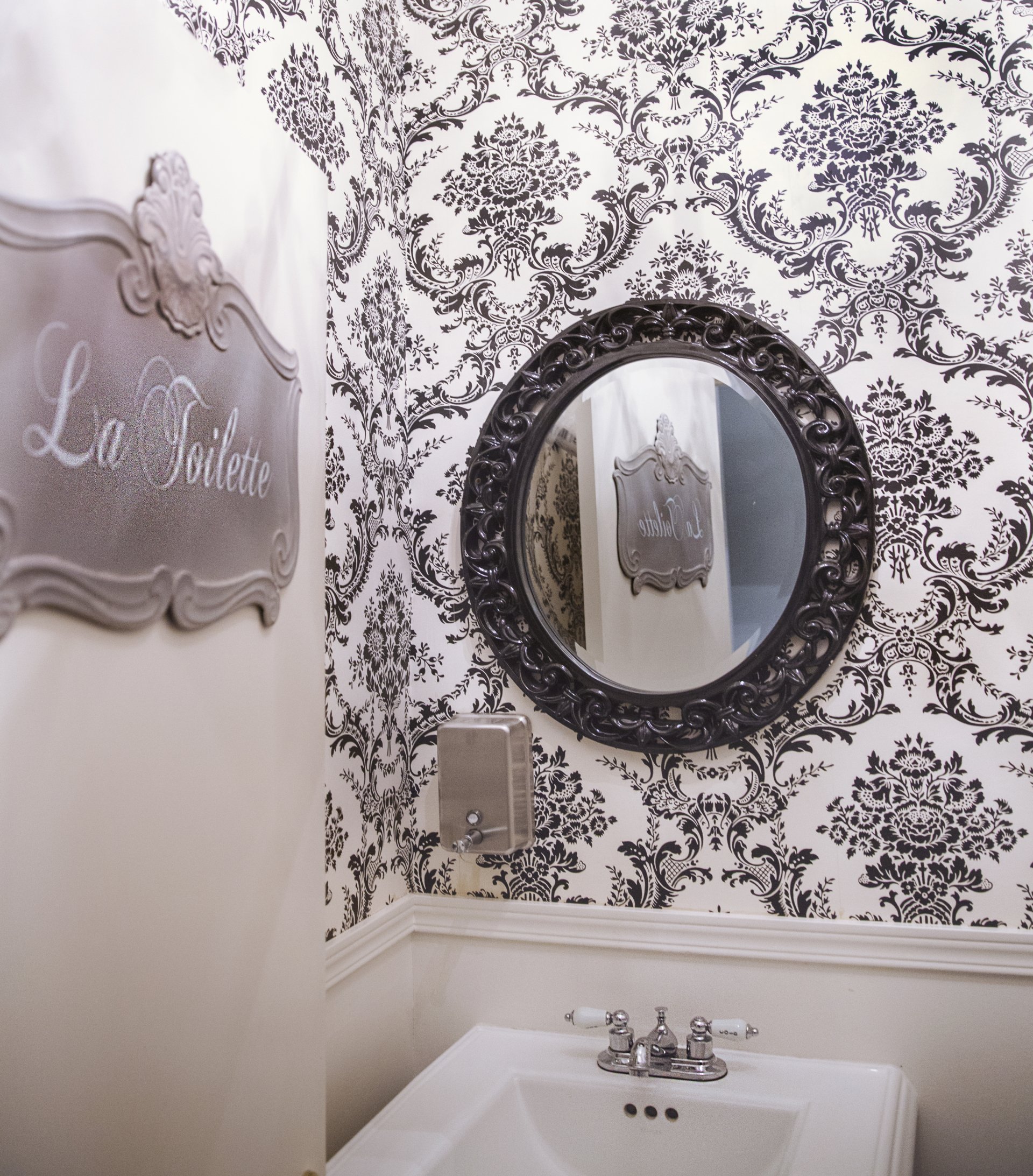 Gallery | Ballard Inn | Seattle WA