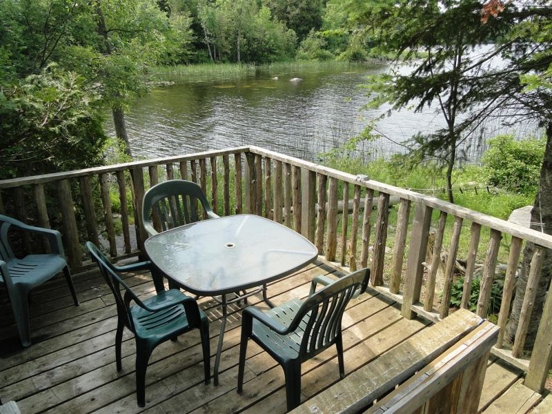 Photos | Lake Edge Cottages