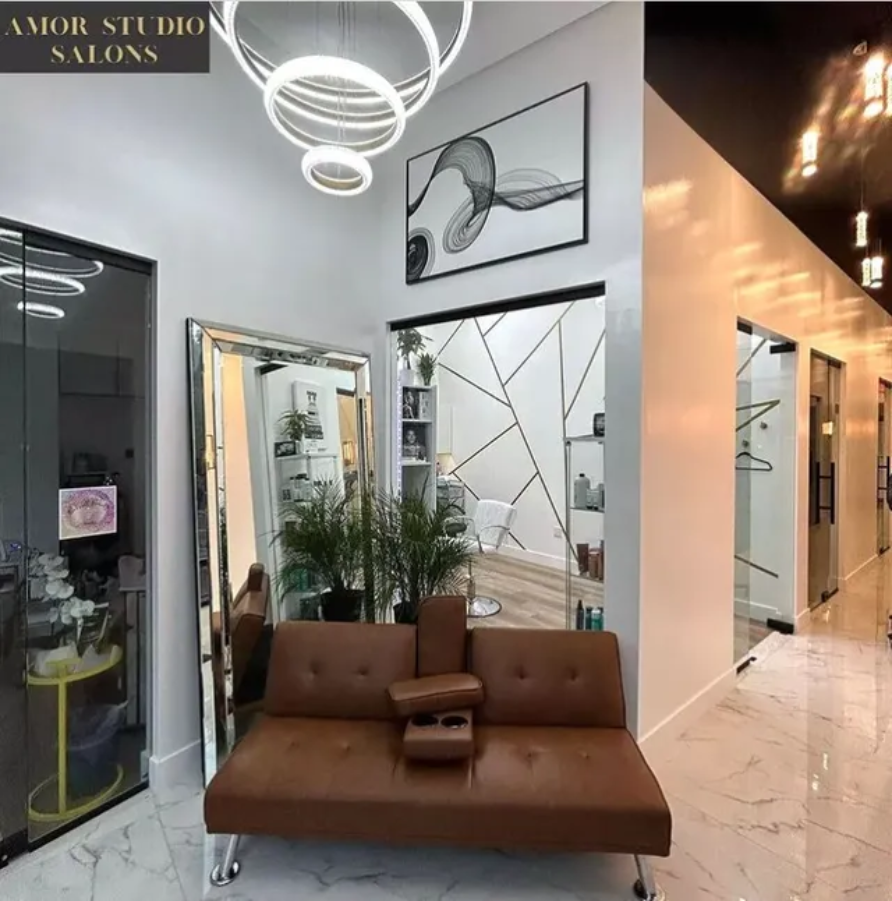 What to Look for When Choosing Your First Private Salon Suite