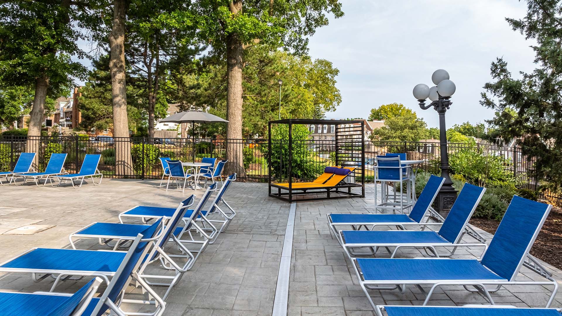 Pet-Friendly Apartments in Merriam, KS | Photo Gallery