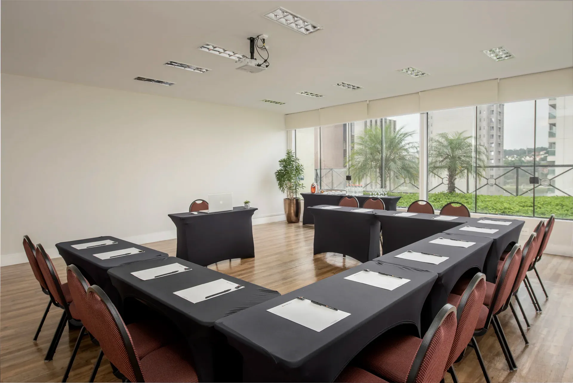 Hotel próximo ao Aeroporto de Congonhas – Faça sua reserva no Intercity ...