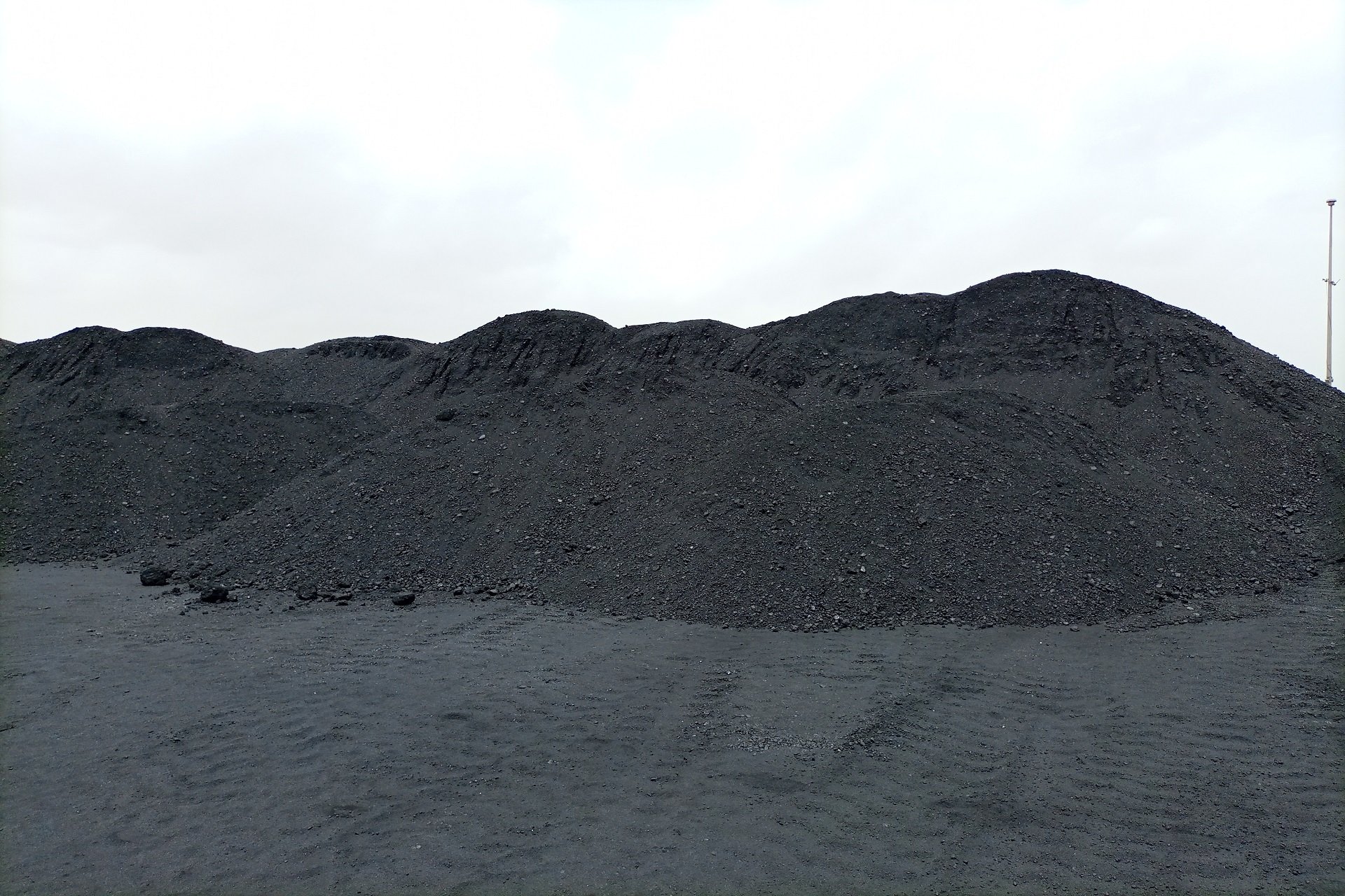 Satisfactory Petroleum Coke vs Coal: A Comprehensive Guides