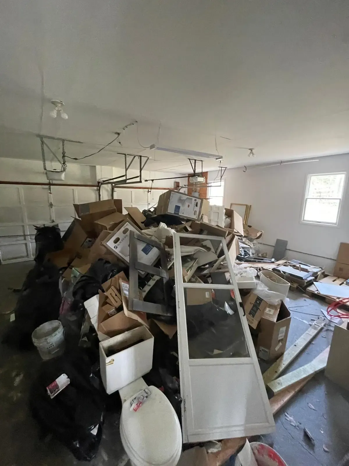 Office Cleanout in Westchester, NY | AL's Junk Removal