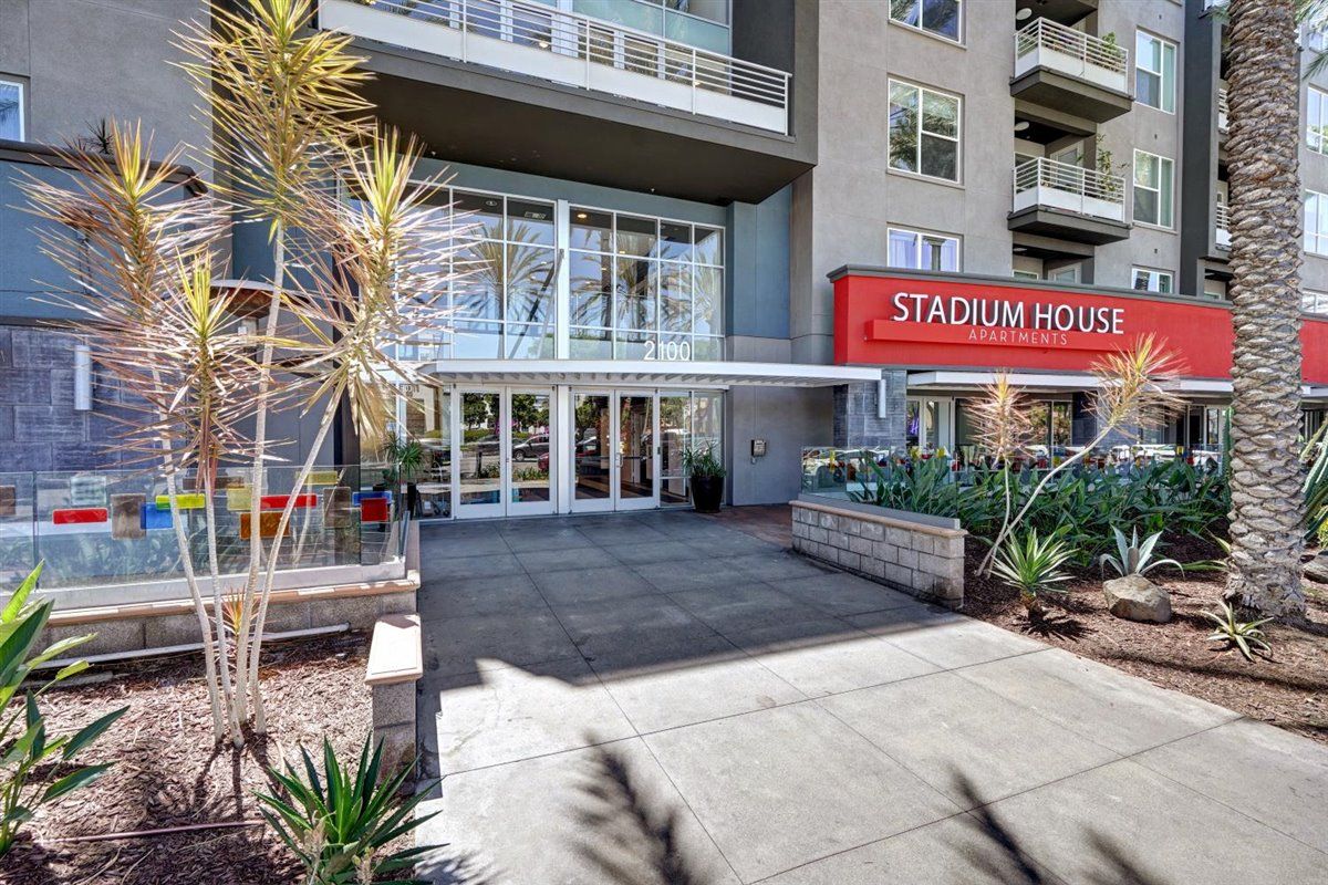 Gallery | Stadium House | Anaheim, CA