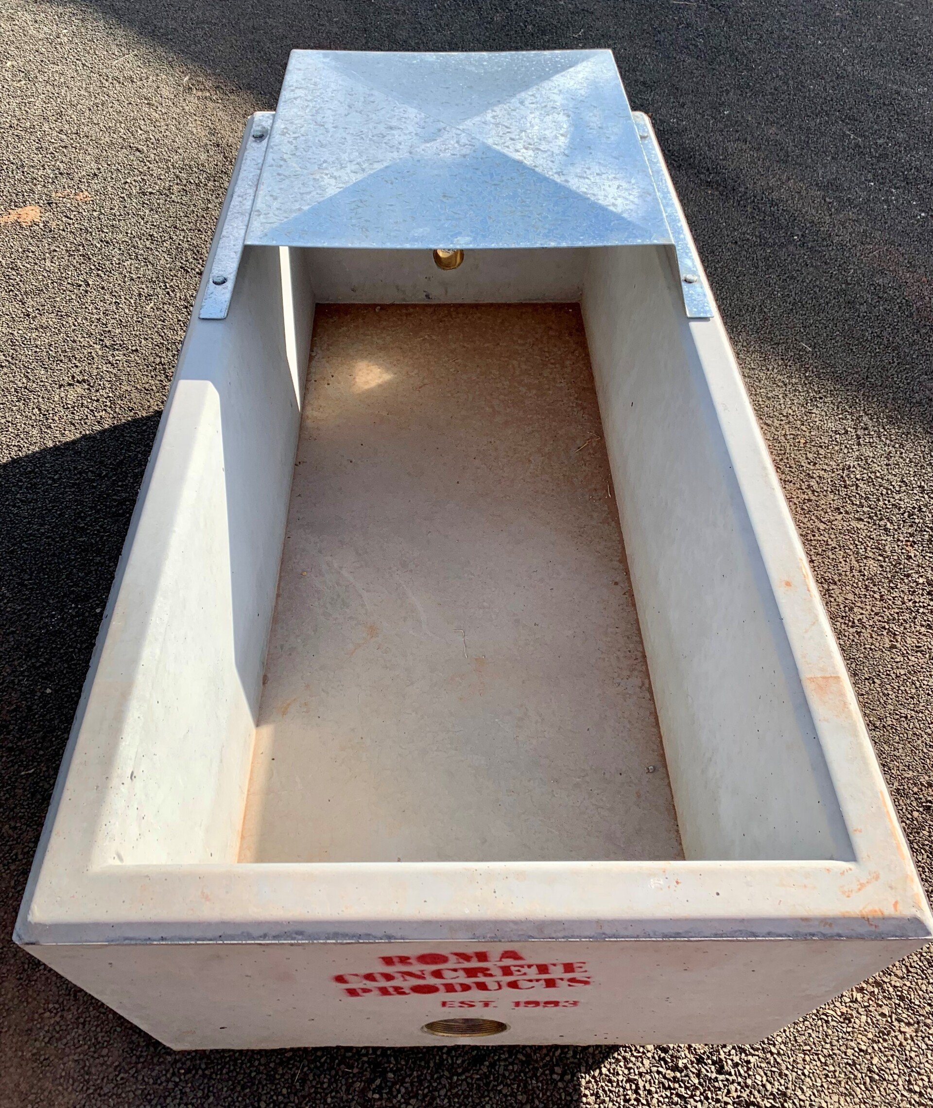 6ft long cattle trough