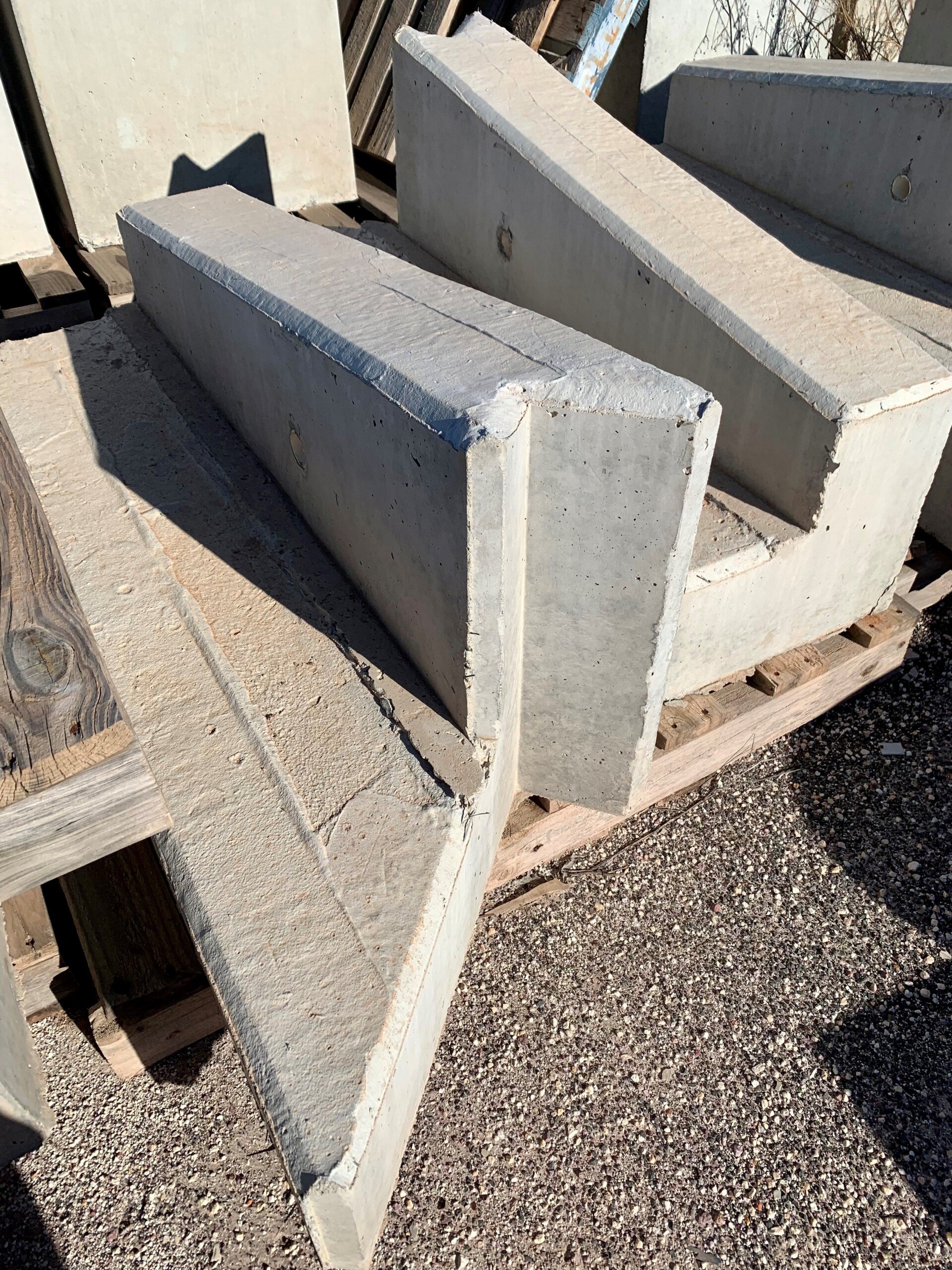 Concrete Wings paddock spec