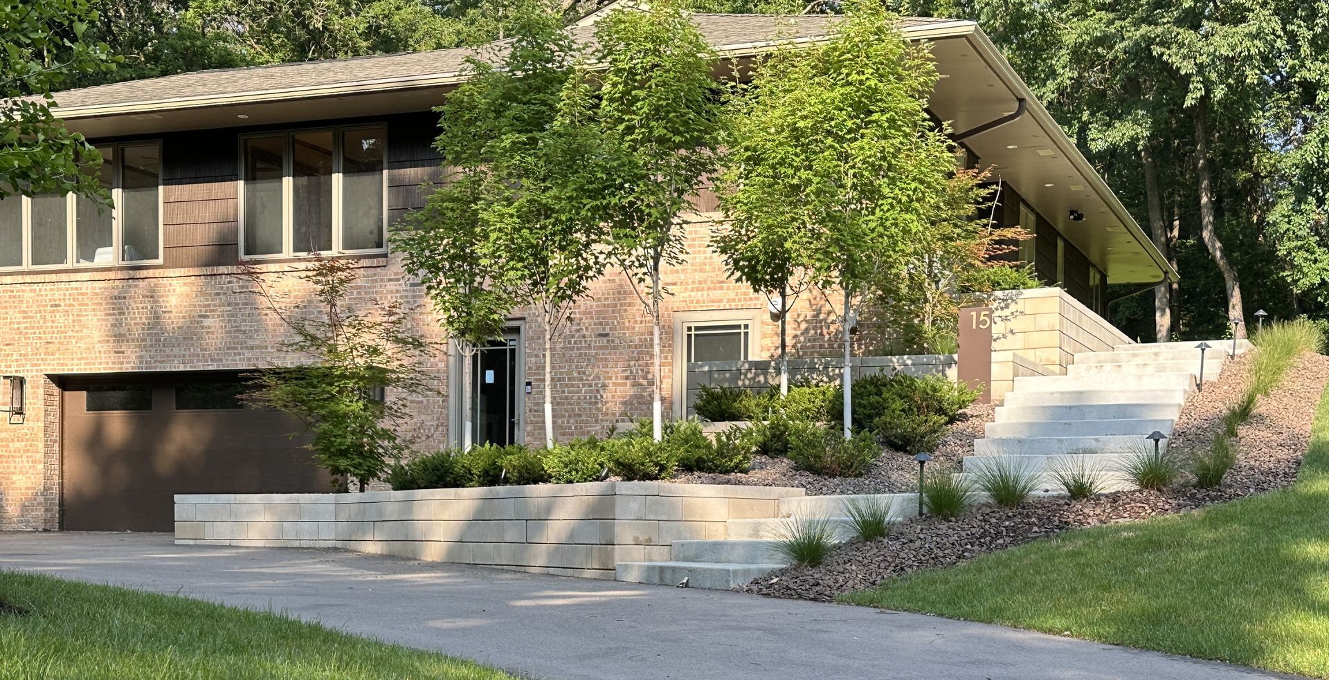 Front Yard Landscaping Pictures, KG Landscape Minnesota