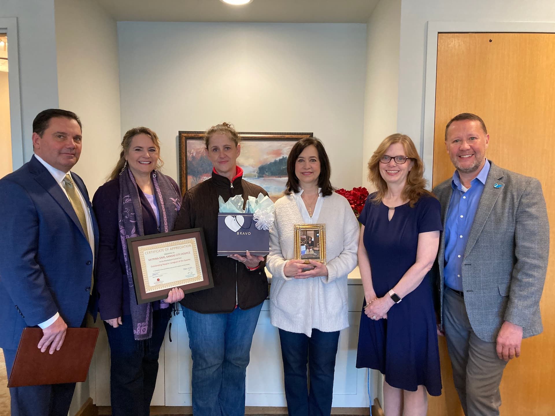 Hospice Caregiver Award Program | Muehlebach Funeral Care