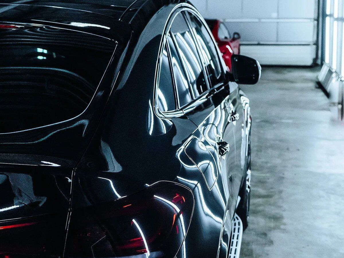 Paint Protection Film vs. Ceramic Coating: A Comparison