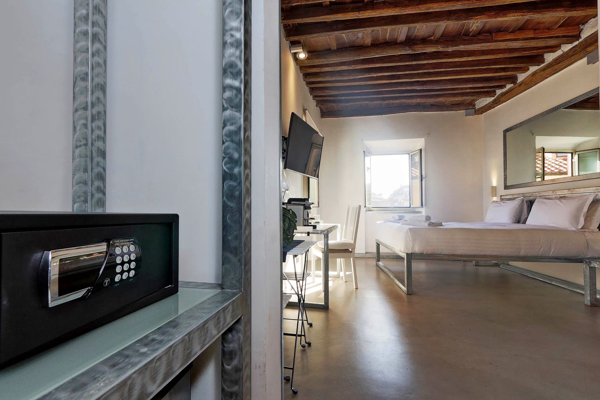 House of Mamas - Luxury Suites Rome - Official Site