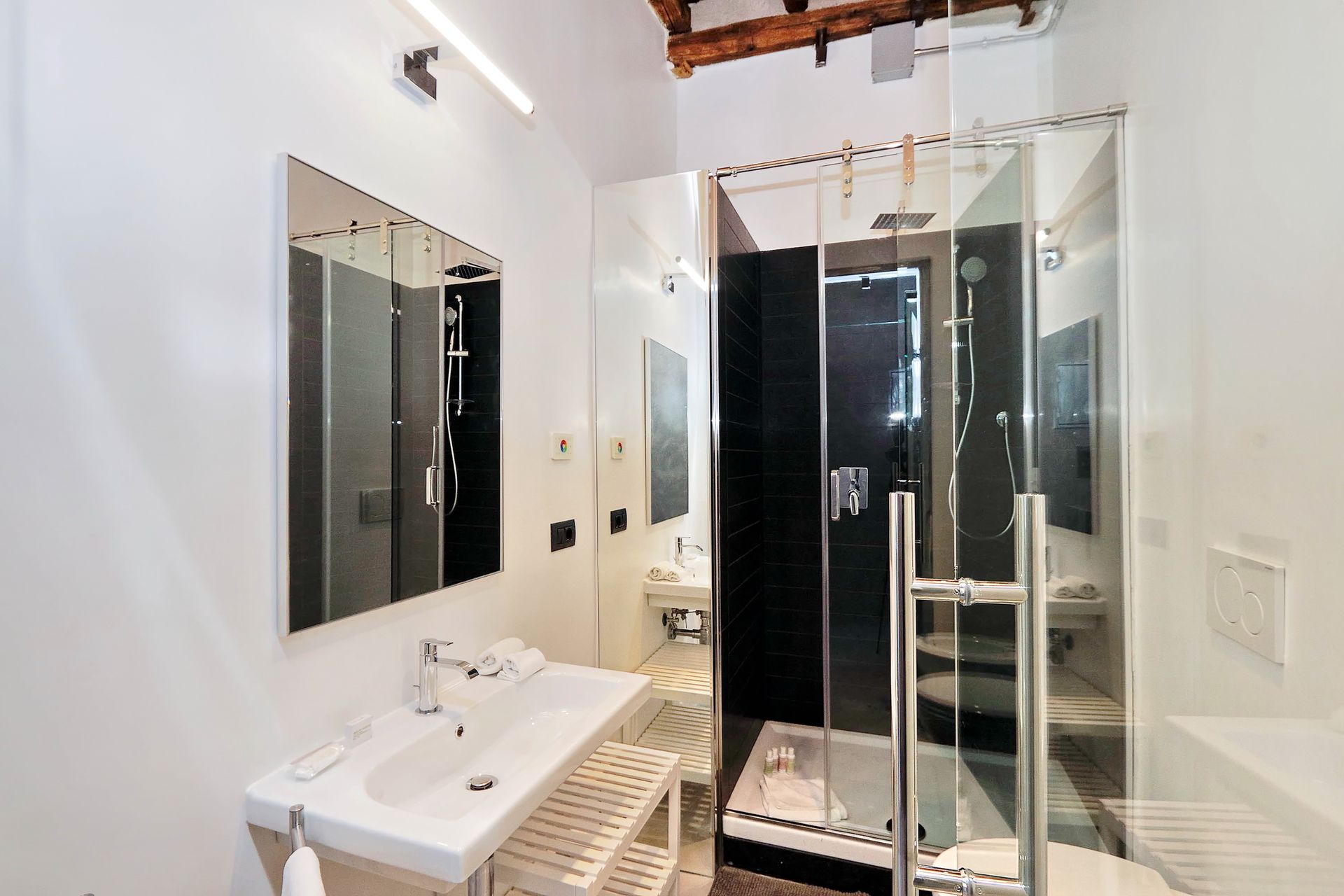 House of Mamas - Luxury Suites Rome - Official Site