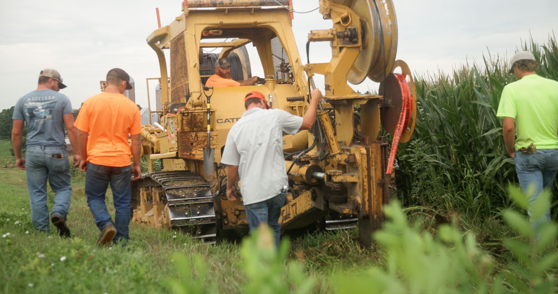 BOB HULL INC. | UTILITY CONTRACTING BUSINESS | ABOUT US