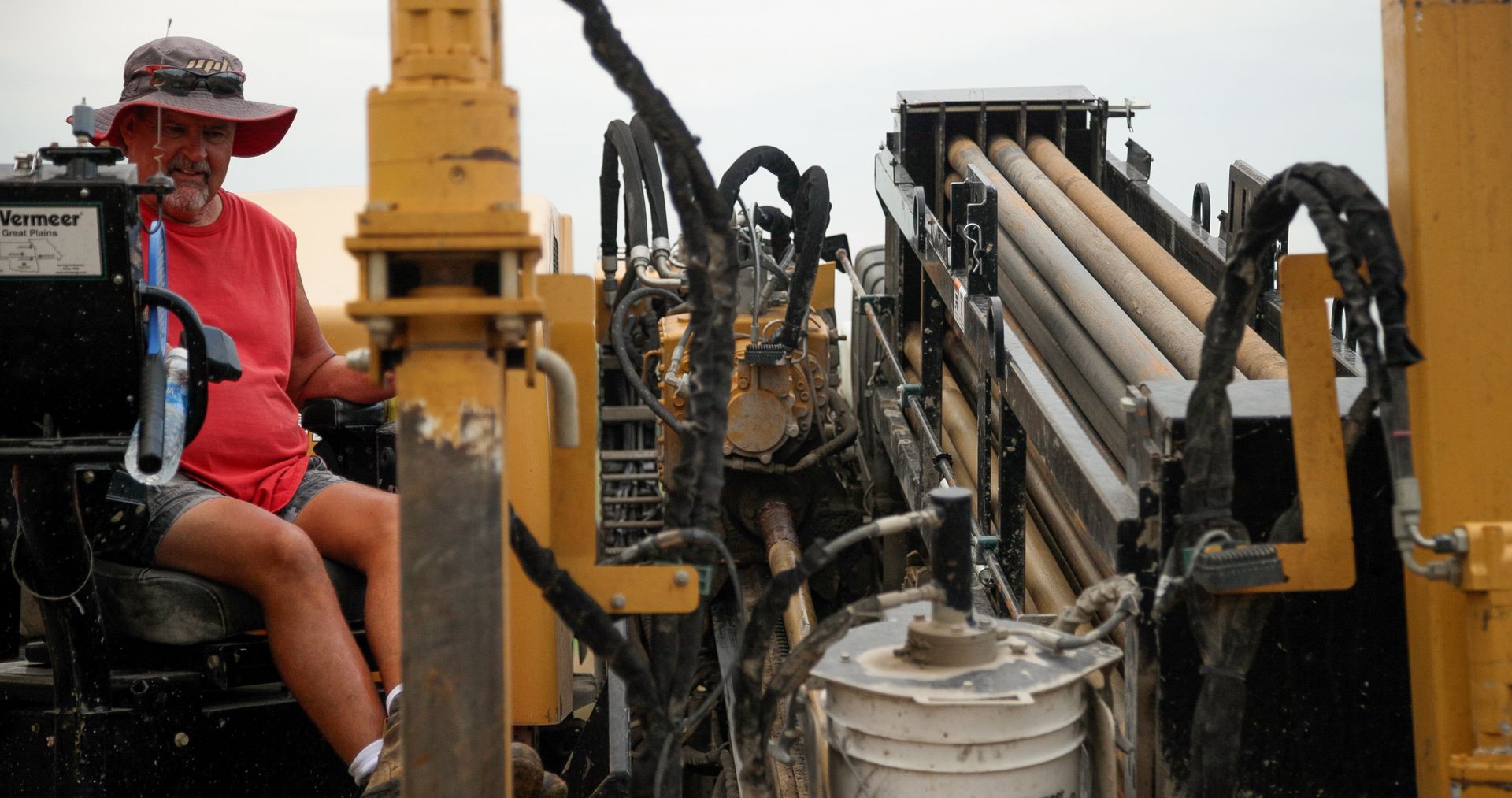 BOB HULL INC. | UTILITY CONTRACTING BUSINESS | ABOUT US